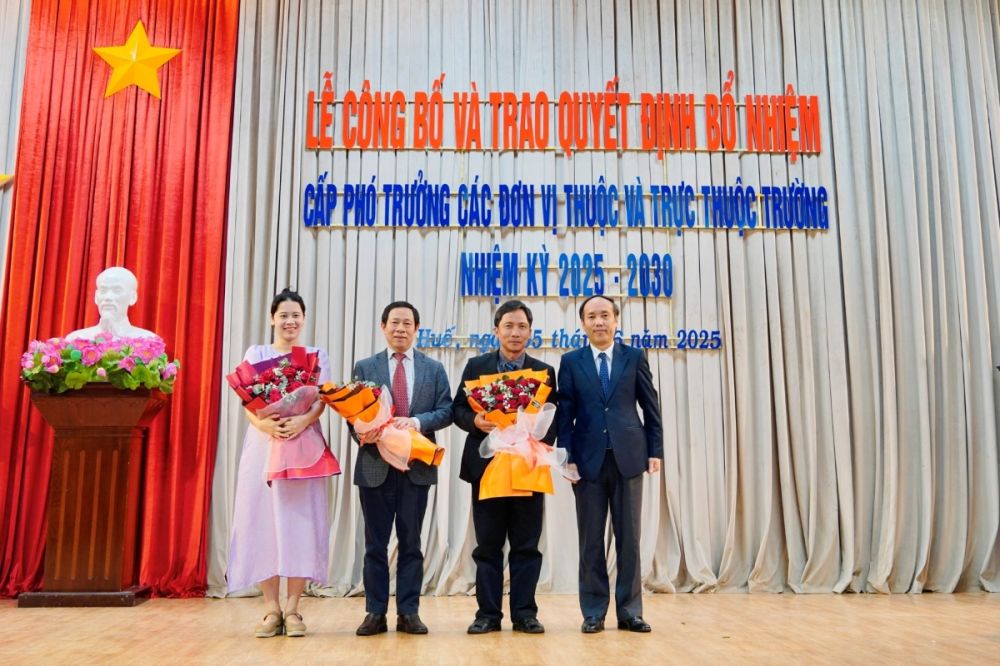 Hoạt động Hue-UMP | Lễ công bố và trao quyết định bổ nhiệm Phó Trưởng các đơn vị thuộc và trực ...